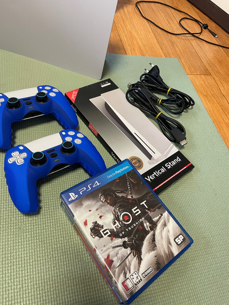 PlayStation 5 с дисководом