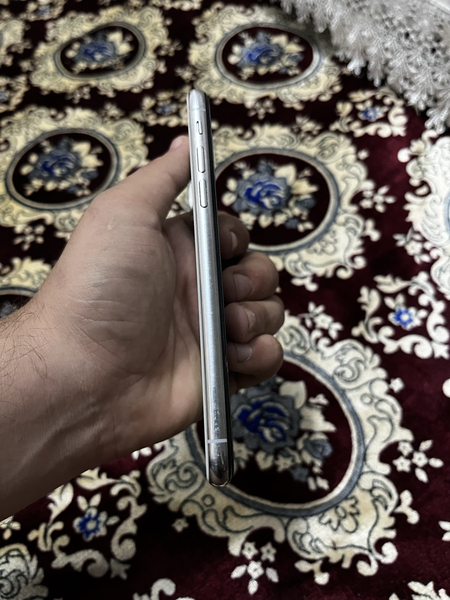 Iphone xs pamyat 64gb
