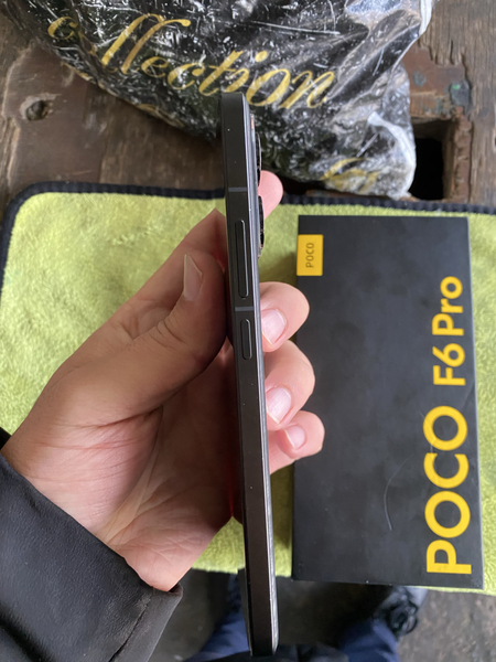 poco f6 pro 12/512gb