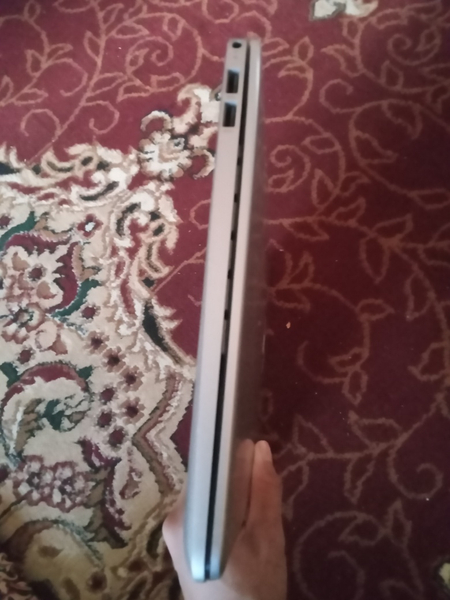 Noutbook HP Core i3 256
