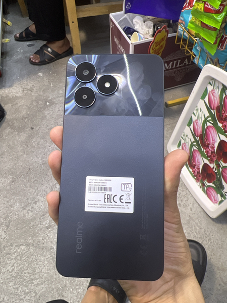 Realme c51 yengi