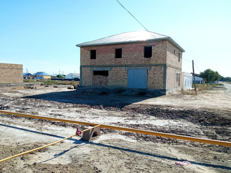 Magazin joqarisi jay qasinda tex satiladi bahasi 550 mln