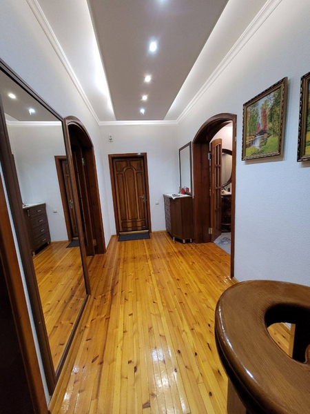 Продается Бошлик 3+3/4и5/5 площадь 155 м2