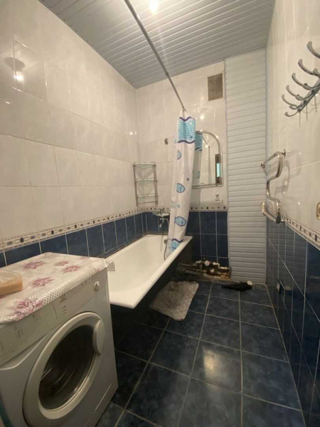срочно продается квартира   3/1/9 на Яшнабадском районе (J2847 )