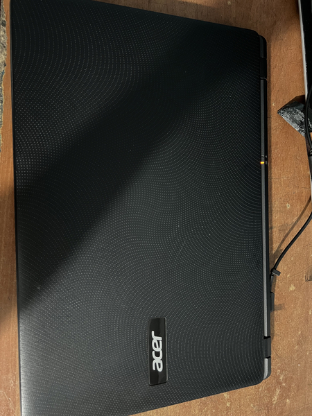 Офисный Acer Extensa 2519 Celeron N3060
