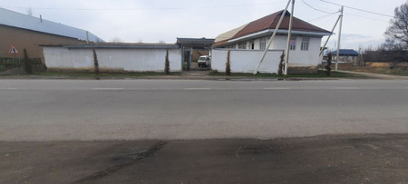 Ховли сотилади  Нанай МФЙ  кизилези кишлоги,Наманган нанай катта йулда