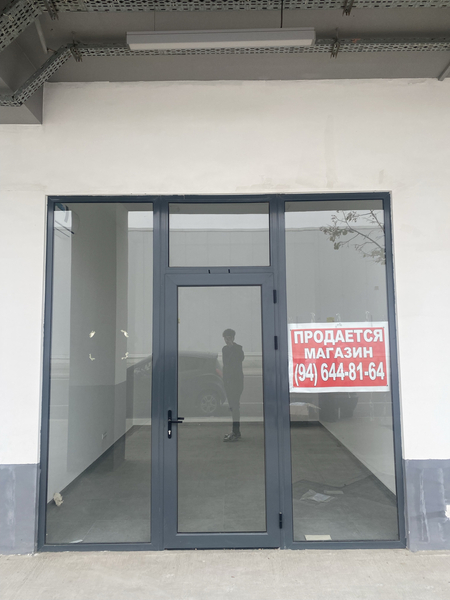 Продаю срочно от собственника Index магазин по примерно 20 м2