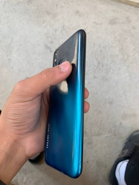 Tecno spark 6 go sotiladi 250ming