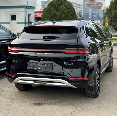 BYD chempion full 2024 yil 605 km