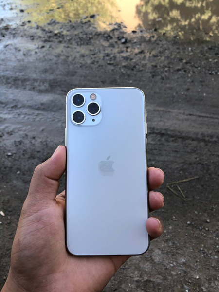 Iphone 11 pro sotiladi