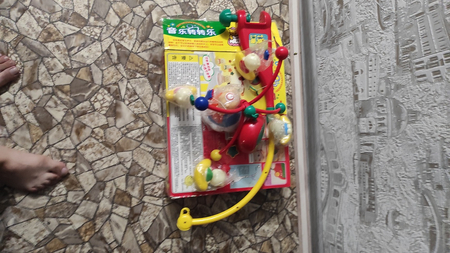 Игрушки на кроватку