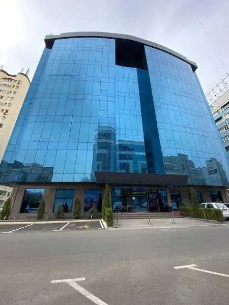 Аренда Офиса 75м² и 110м² в БИЗНЕС ЦЕНТРЕ, метро Ойбек рядом,