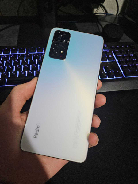 Продаётся Redmi Note 11 pro 8/128Gb