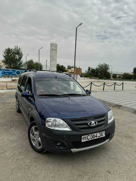 Lada Largus Kross
