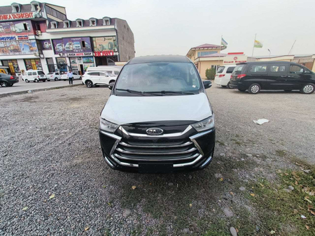 China Motorsda Jac M3 miniveni mavjud