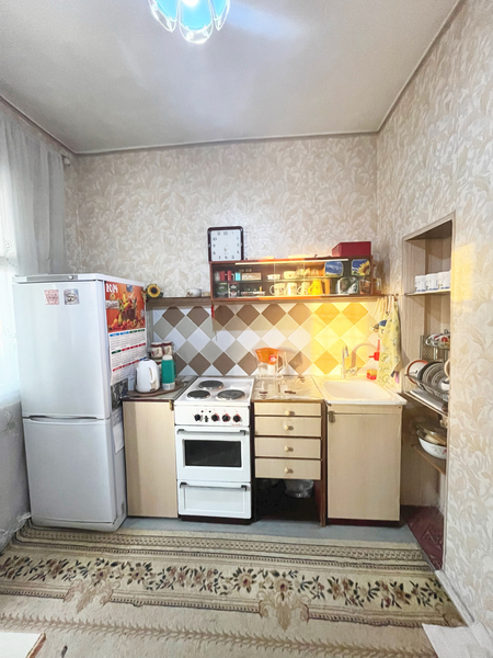 Продам квартиру ! Алгоритм ! Кизил Шарк!