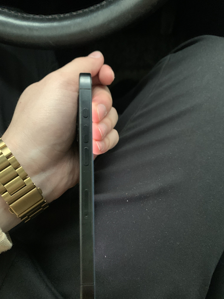 Iphone 15 pro petno