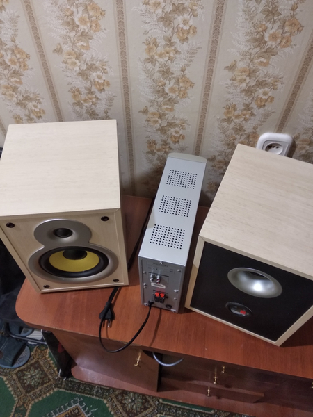 Продаю mikrolab Pro 2 легендарная акустика.