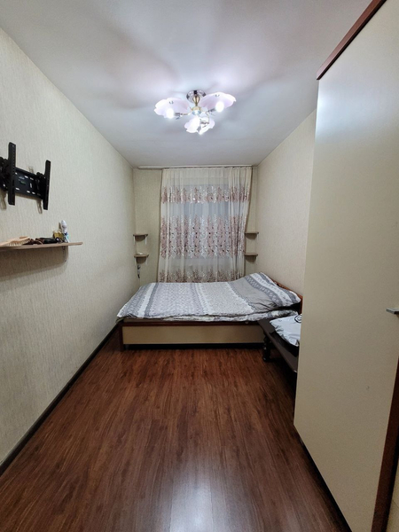 Продам квартиру Буюк ипак йули 2/3/5 55м2