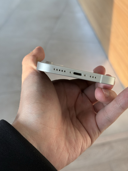 IPhone 12 Silver 128 GB в хорошем состоянии