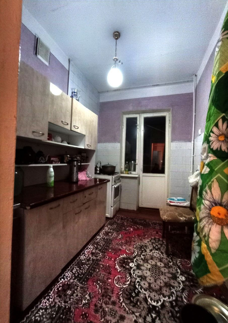 Срочно продается квартира в городе Ангрен!!!
