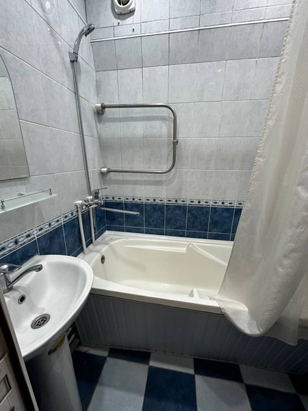 Ттз Югнаки продаётся квартира 2в3/4/5