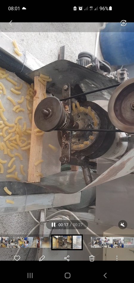 Makaron ishlab chiqarish aparati
