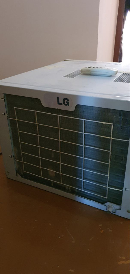 Продаю кондиционер LG оконного типа в хорошем состоянии с пультом, б/у