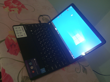 Netbook Irbis. Ta'lim va dasturlash uchun juda qulay