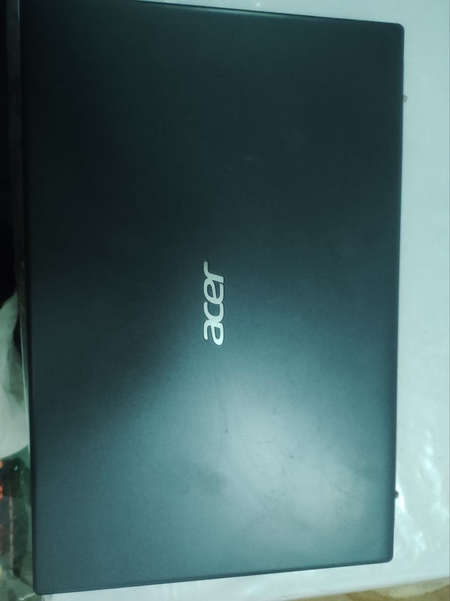 Acer Extensa 15 .