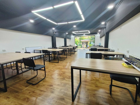Kovorking zonasi + Virtual Ofis (Yuridik adres). Coworking / Коворкинг