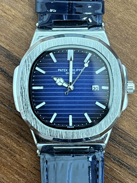 Soat sotiladi patek philippe