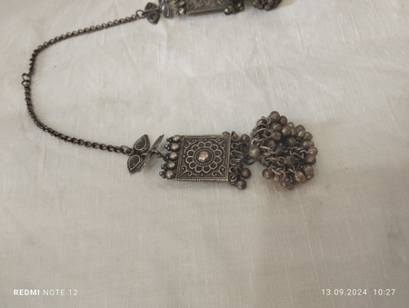 Серебрянное украшение,