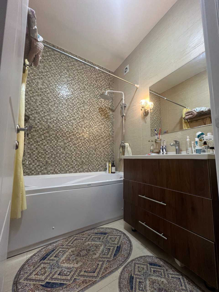 Продаётся квартира на Алмазар сити, 2-ком, 3-этаж, 62м²