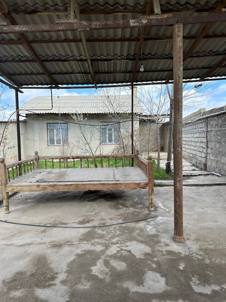 Продается дача-гараж