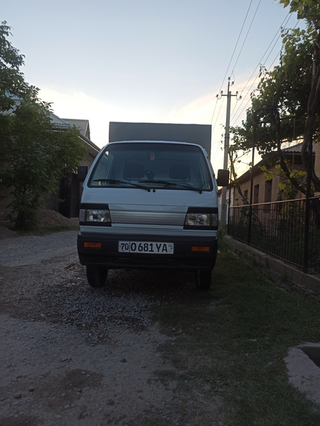 Chevrolet Labo 00