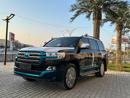 Tayota Land Cruiser Prado 200