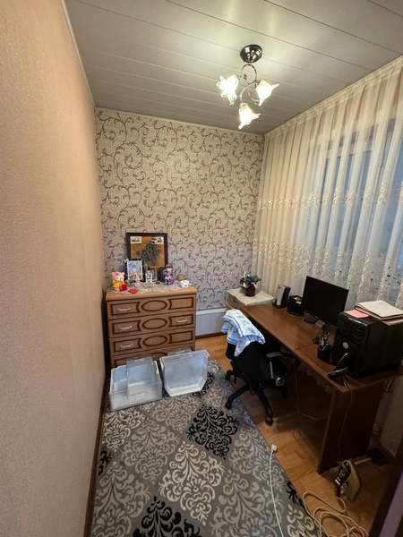 Продается 2 комнатная квартира Юнусабад 12