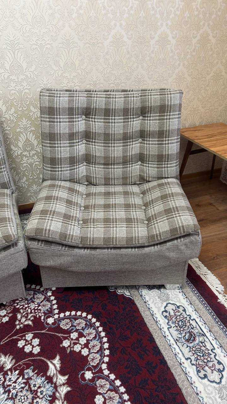 Диван и 2 кресло Продаю