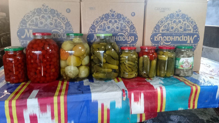 Тузлама, маринованные продукты. соленый продукты.  Қатиқ. Кислый молок