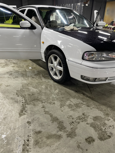 Продам Nissan maxima  1997 год