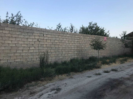 Yangi yul ko'chasida zudlik bilan yer sotiladi!