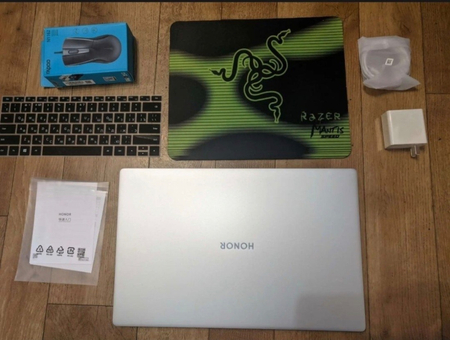 Honor MagicBook 16 obmen iphone 16 pro yoki ipad pro