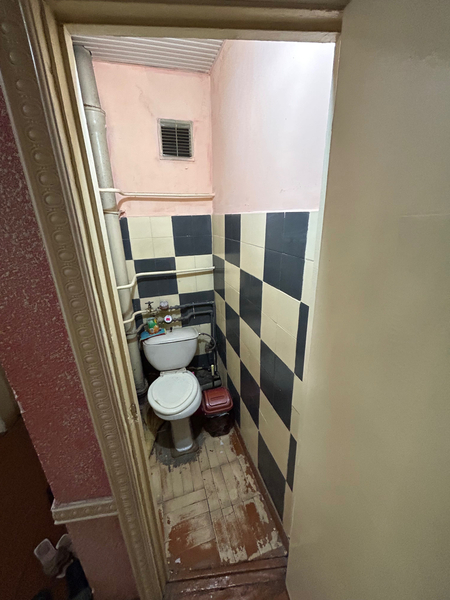 Продается СВОЯ 3х комнатная.Чиланзар 24 3/4/5 кирпич, раздел.планир.