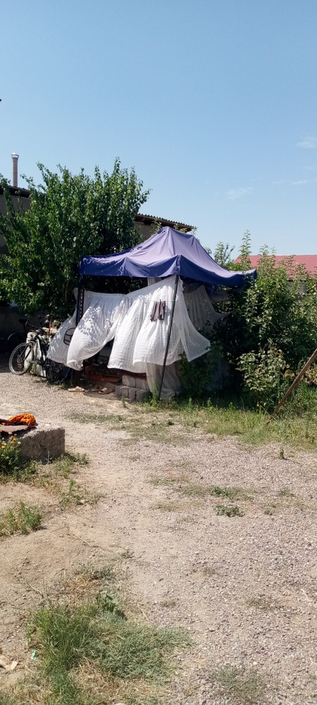 Товоксойда ховли сотилади. Обмен хам бор .