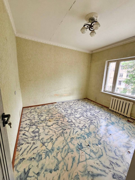Ттз-2. 1-Комн. 3-Этаж. Улучшенка. 39м². Базар. Ттз-Рынок.