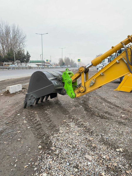 SDLG E7150F - 0,6 куб.м  Колесный экскаватор