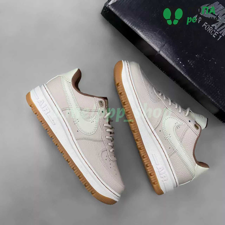 Nike Air Force 1 Luxe Beige