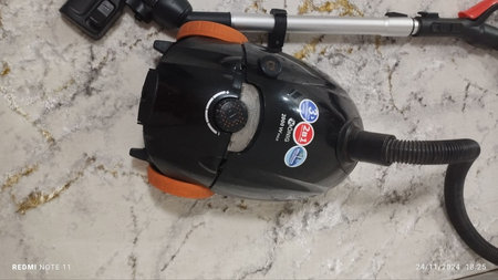 Пилесос  2000w сотилади