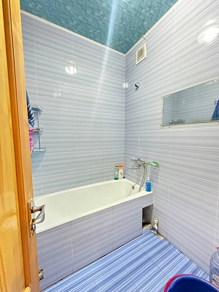 Продам!!!2в3 Чилонзар 20й кв балкон 1.5-6
